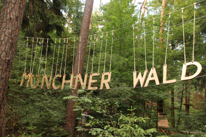 Der Kletterwald in Vaterstetten – wie die Äffchen in den Bäumen ...